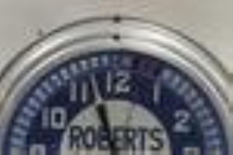 Vtg 15” Roberts Milk Neon Clock w/ Delayed Spinner-ClockPrices.Com