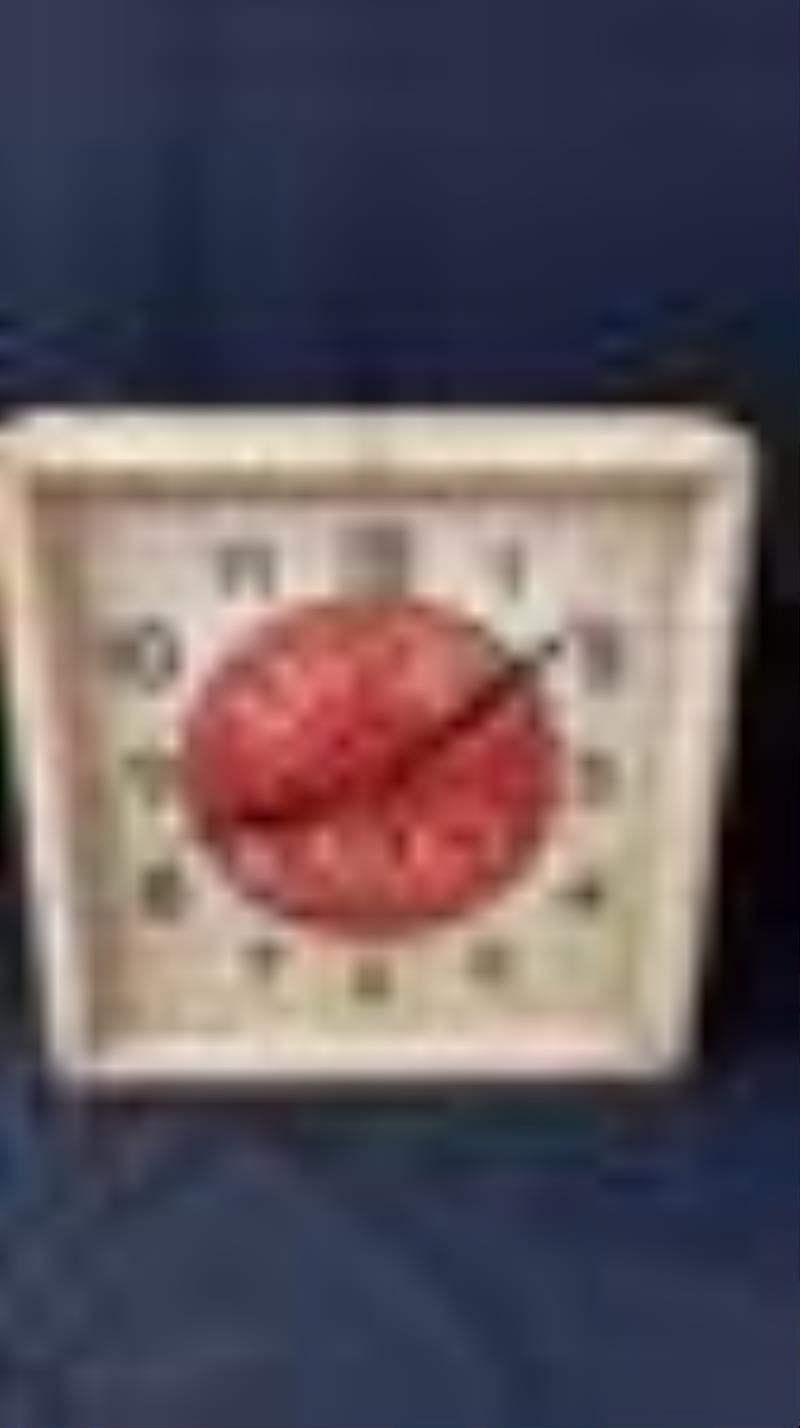 Ral-Cha Cafe Wall clock Price Guide