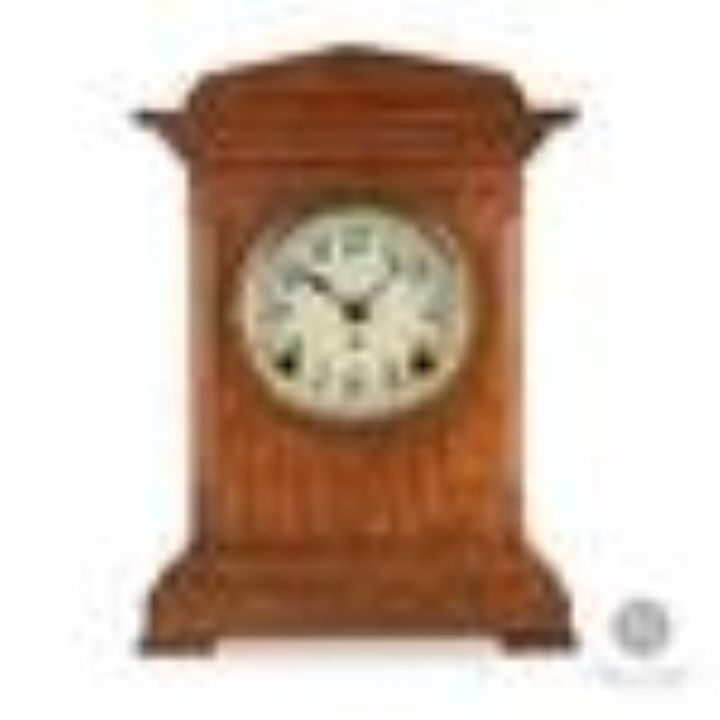 Pequegnat Lindsay mantel clock Price Guide